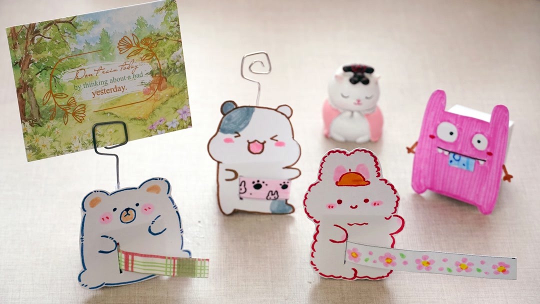 自制简单的手帐胶带,盒子还是一个留言夹,摆在书桌萌萌哒!