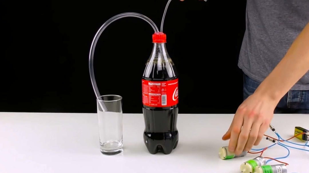 生活实验:手工制作饮水机,一个超有用的小实验!