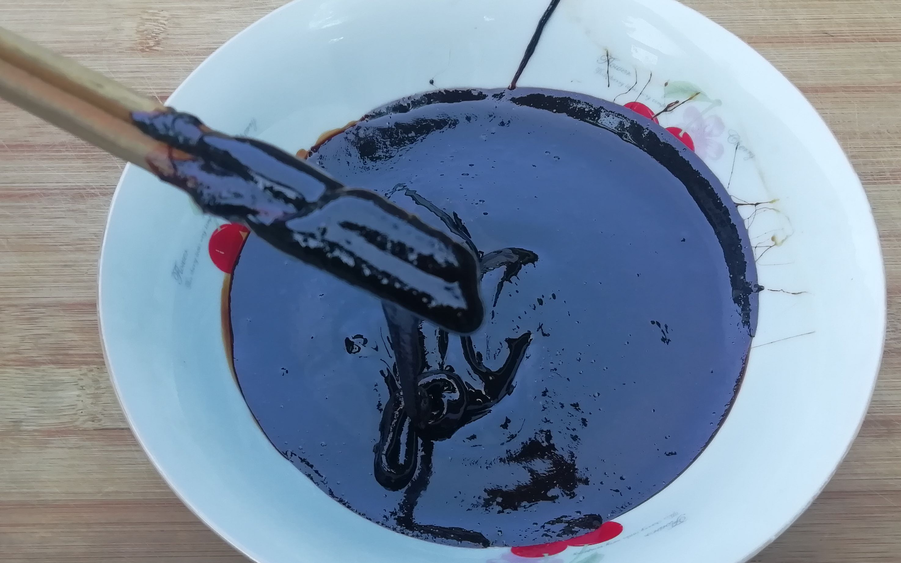 超子用传统方法熬制秋梨膏,不加水不加糖,止咳润肺,秋天要多喝