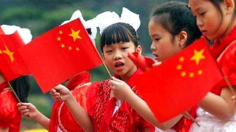世界另一个“小中国”?这国国旗与我国几乎一样,这是什么情况?