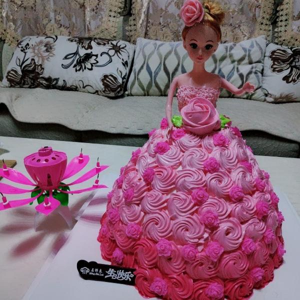 楠树下的玛格丽特 