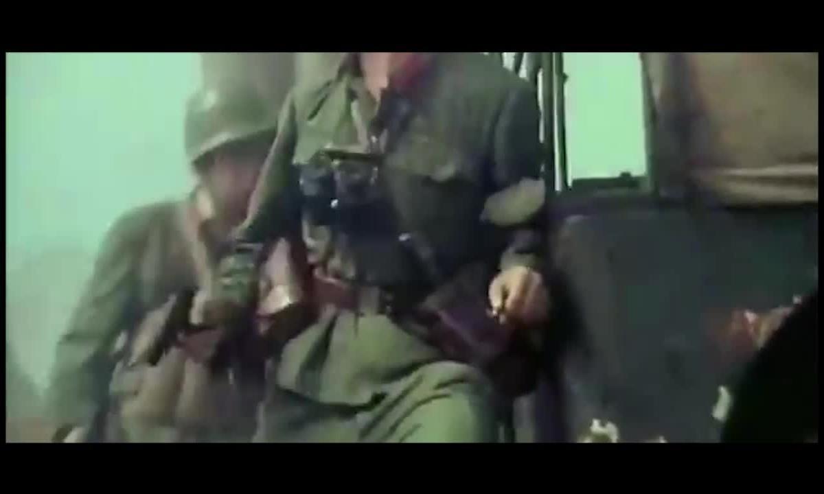 对越自卫反击战争片:数万炮弹覆盖越军阵地,场面真实震撼人心