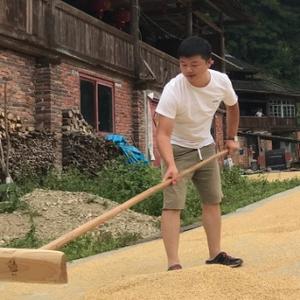 欧阳锡汉 