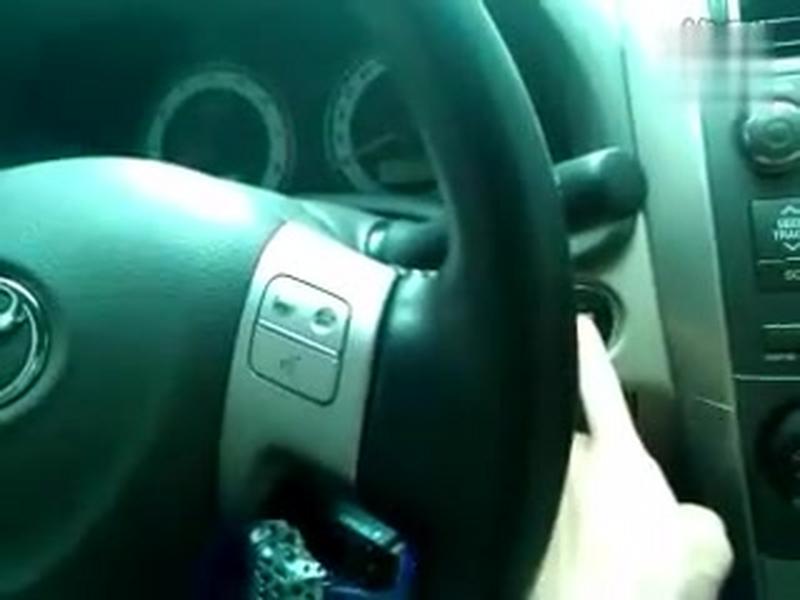 卡罗拉升级雄兵一键启动 无钥匙键入