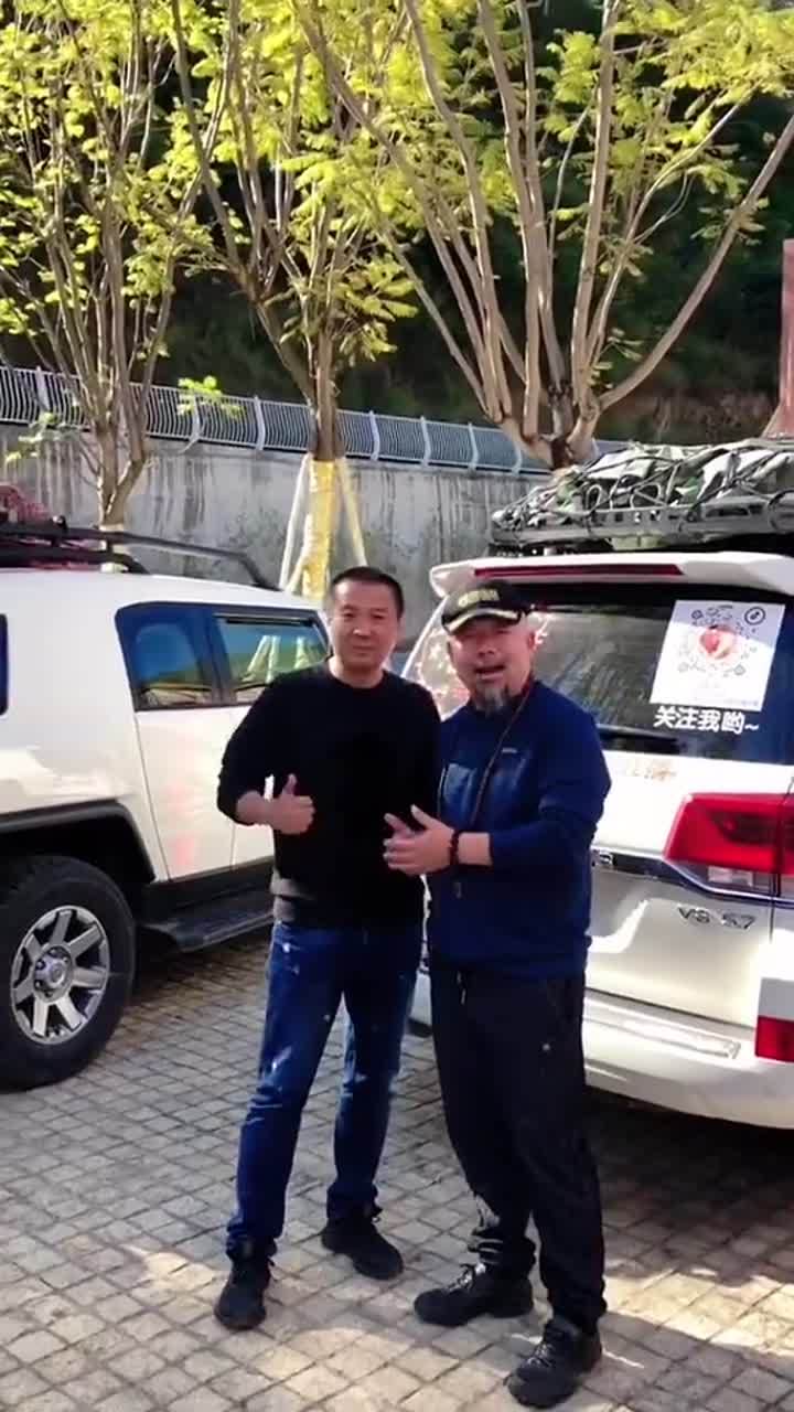 在北京都见不到面的兄弟自驾路上遇到了自驾旅行