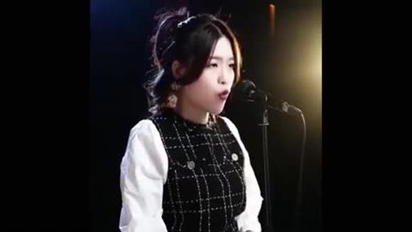 《你的答案》,很喜欢的一首歌,旋律带感,歌词振奋人心