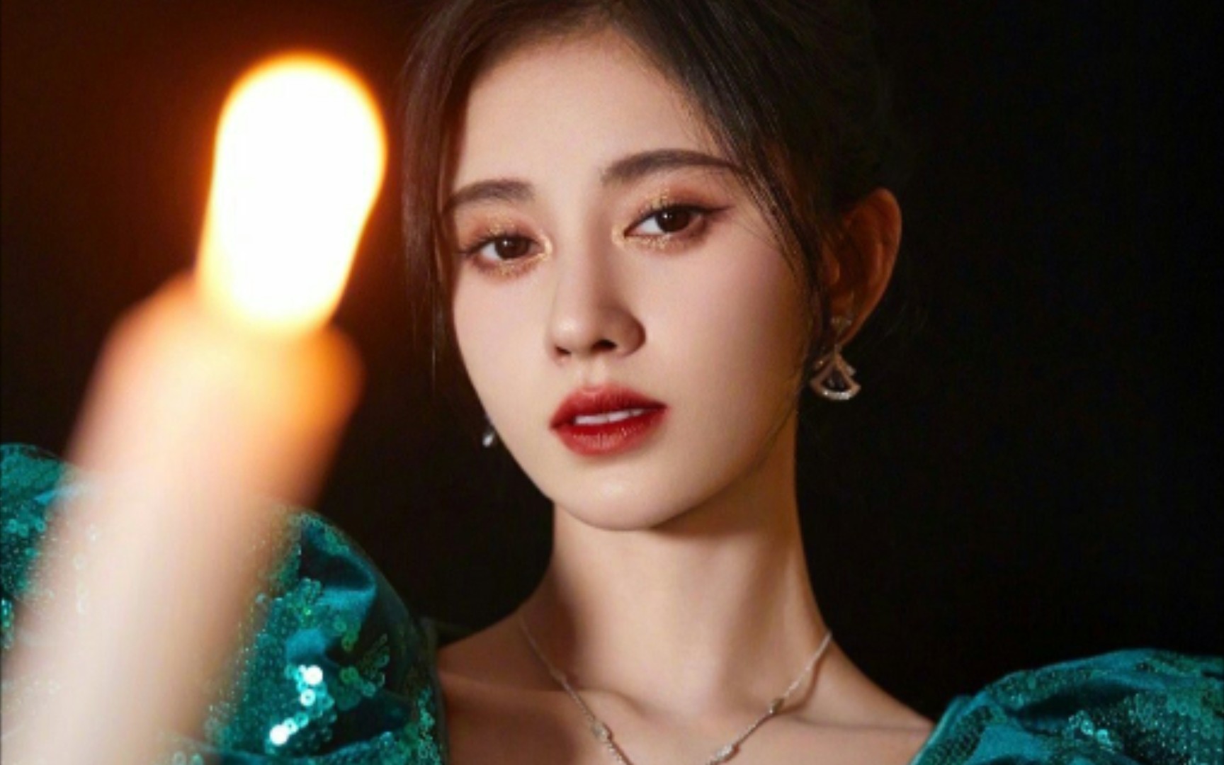 鞠婧祎微博之夜也太美了吧!