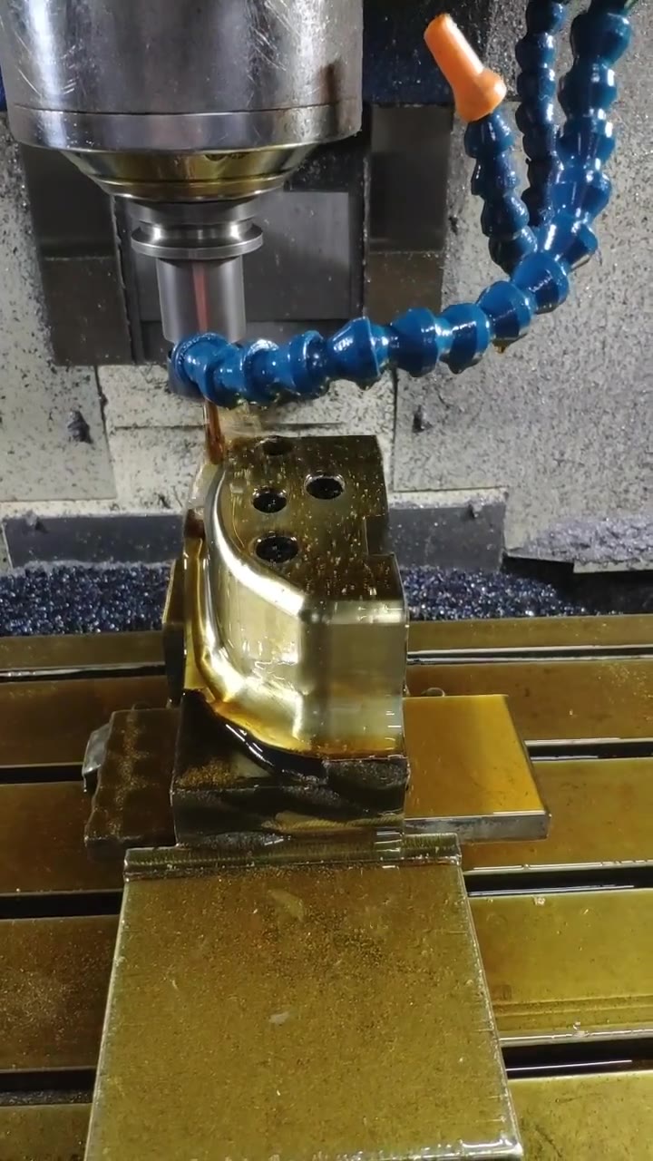 UG建模画图编程学习 每个人生其实都是一段孤独的旅途大多时候,我们...