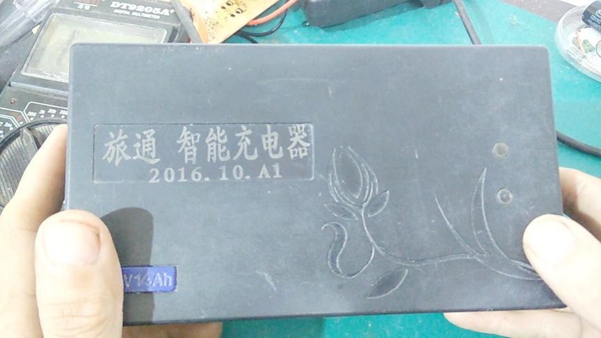 开关电源电动车充电器常见故障的检测与维修充电器充满不会自动停