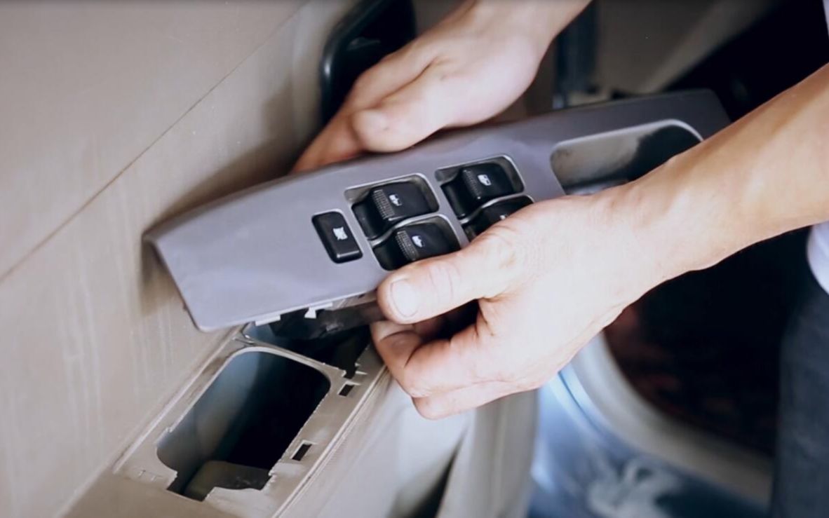 车窗不能正常升降,开关也出问题了,你是不是有这种坏习惯(抖音)