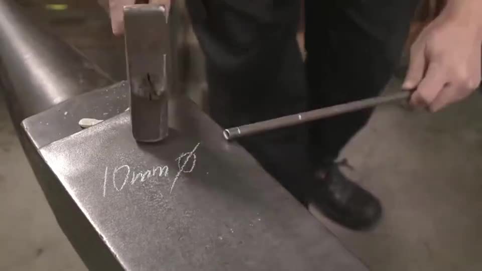 制作一根皮带,这种纯手工的产品,质量肯定不会差