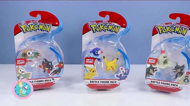 6只神奇宝贝精灵对战玩具 皮卡丘的闪电pk球球海狮的水光