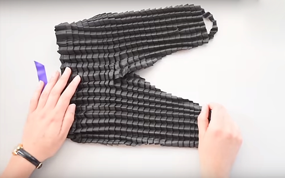 英国发明可伸缩折叠衣服,宝宝长得再高再胖也能穿,已风靡欧洲!