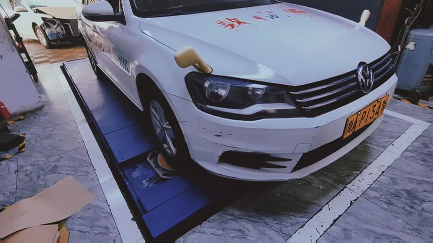 换新轮胎重要步骤:测动平衡与四轮定位#成都身边事 #成都头条