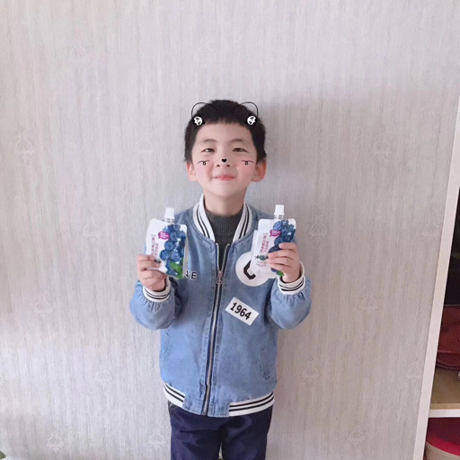 章哲昊 