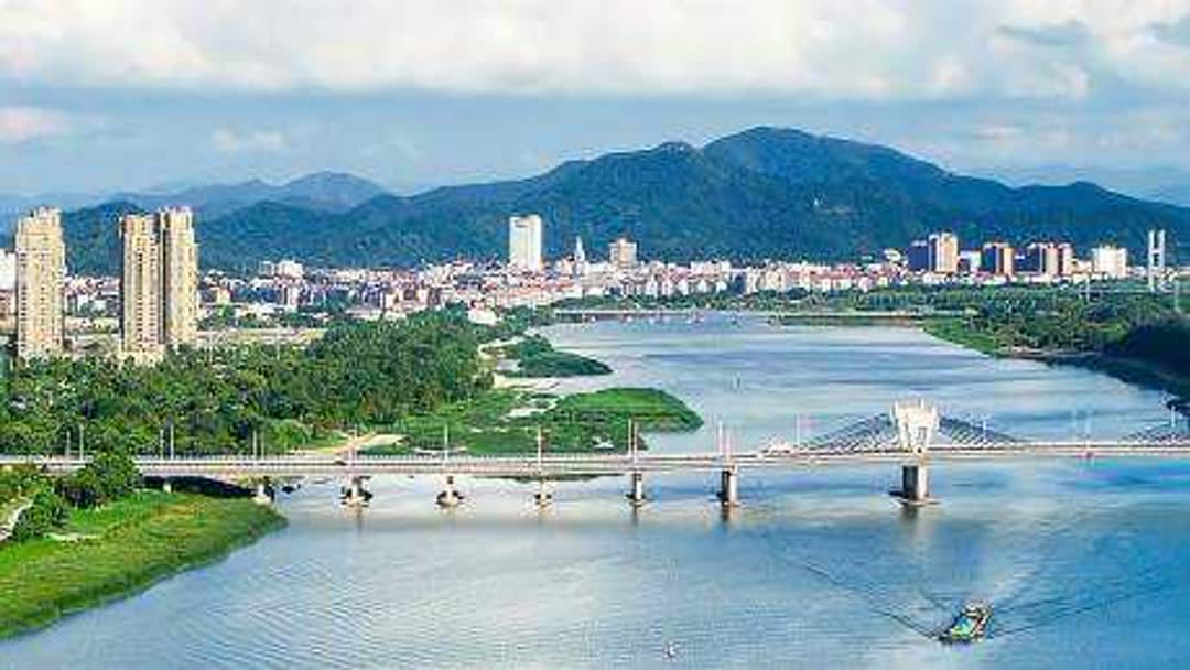 这座低调的小城,它才是海南最大的海滨城市,却小众到全网0攻略