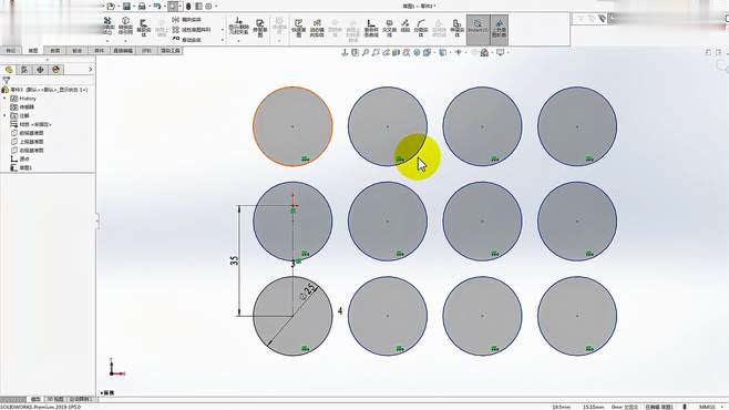 SolidWorks阵列出的草图是欠定义状态怎么办?