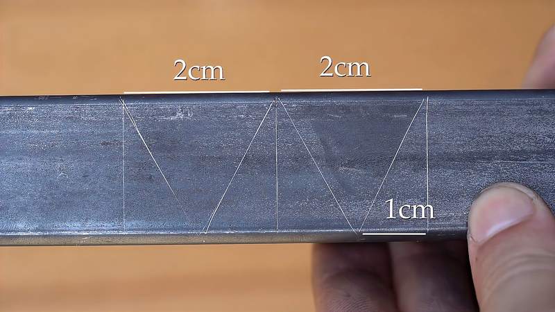 今天老师傅传授一些经验,让方管对接下料更轻松,非常实用