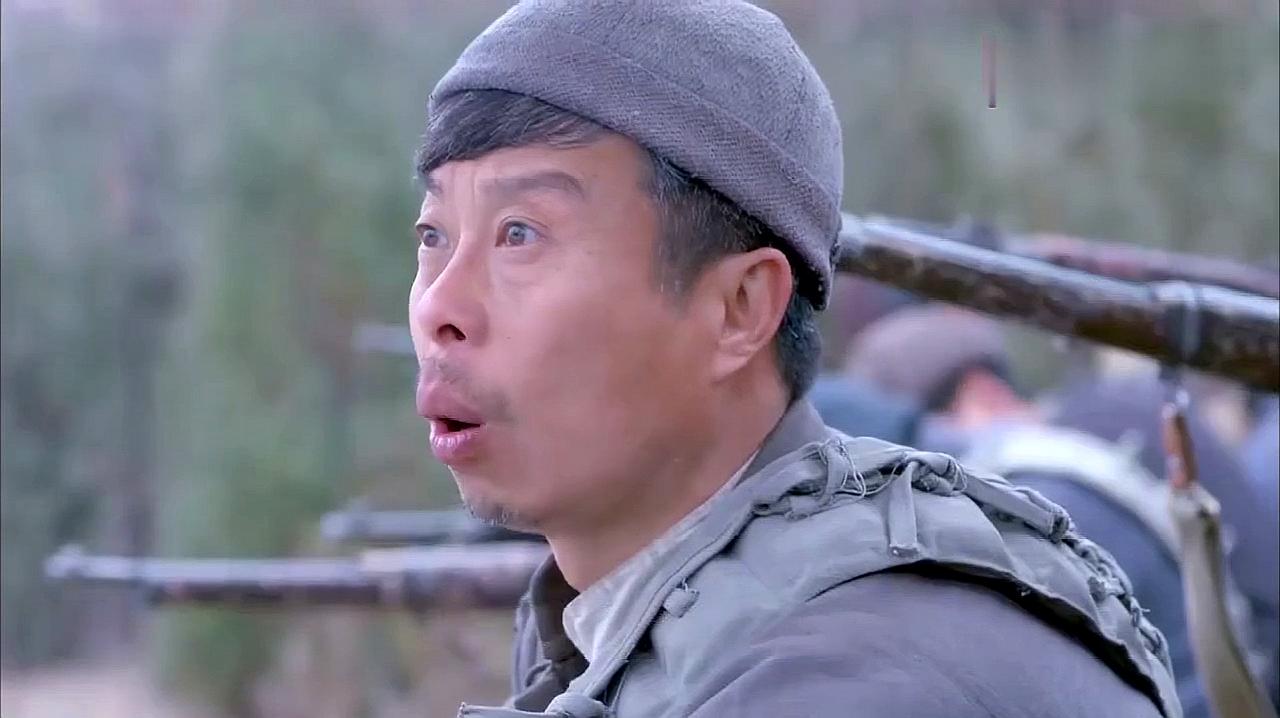 八路军放飞雷炸炮楼,伪军笑话那是炮仗,不料战士绕到后方埋炸弹