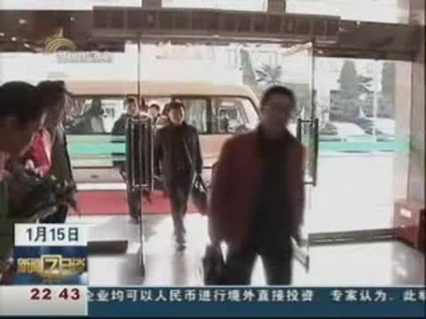 市人大代表今天向大会报到