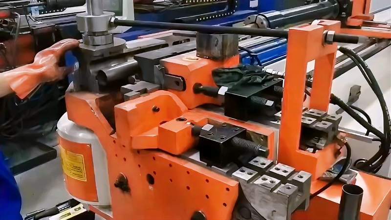 弯管机,弯管一次成形