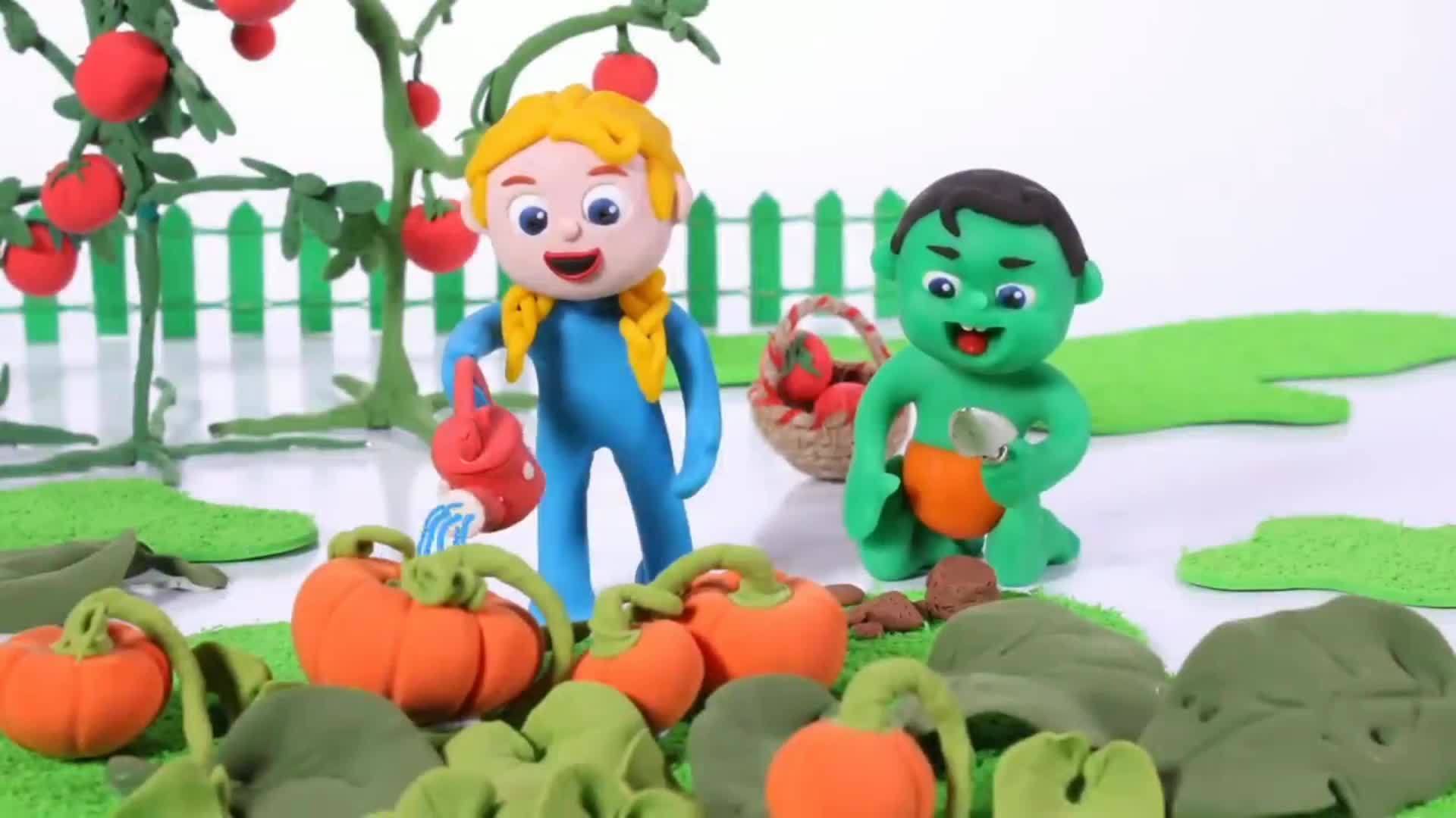 蚕宝宝会变成蝴蝶哦!那小朋友们呢?