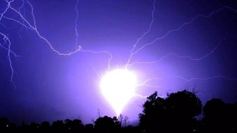 什么是电压电流,这样好理解