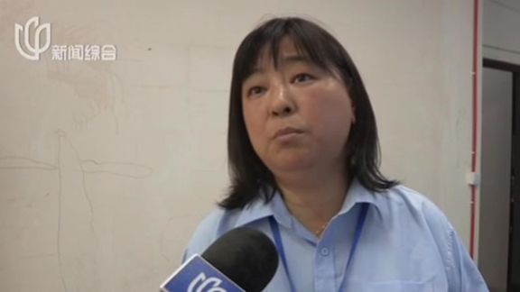 又见电动车爆燃!电动车电瓶充电时,突然爆燃,火光四溅如放烟花