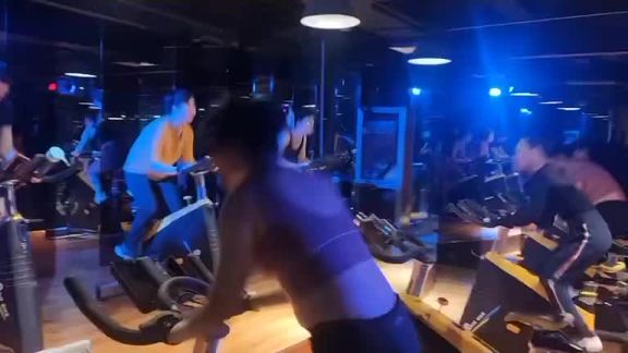 #动感单车 ߏ�ߏ�‍♀️