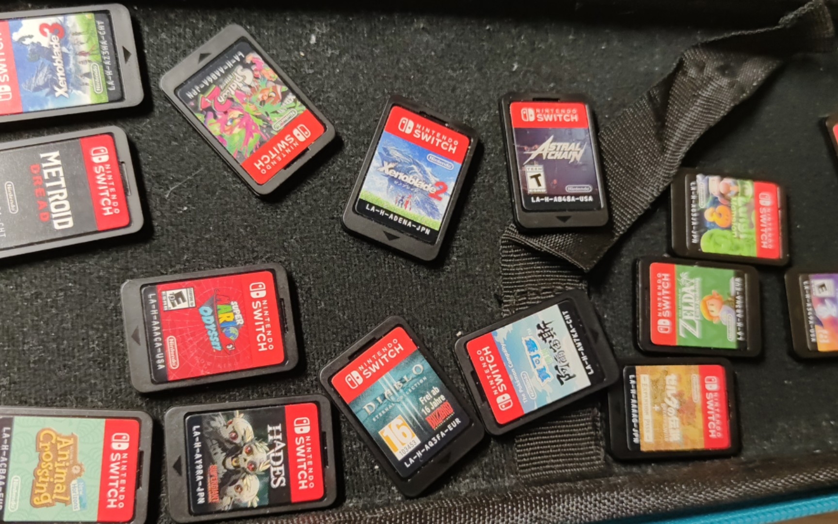 一个普通的初中生,一年买的所有switch卡带