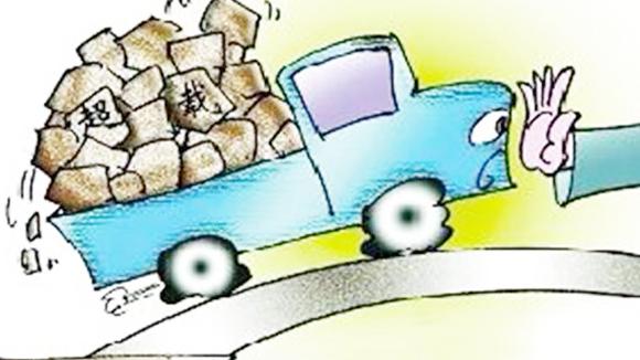 在泰城高速公路超载548%,跑了600多公里,生命不能承受如此之重