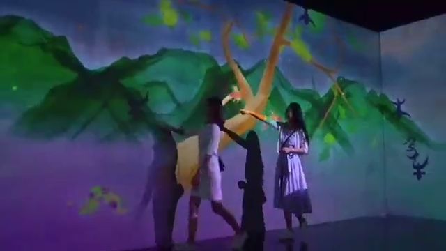 艺术与科技的碰撞!随手涂鸦秒变炫酷动画,花朵在触摸中绽放