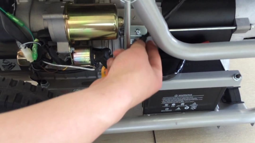 三相汽油发电机操作视频