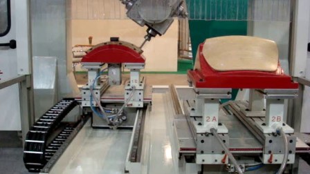 全世界最好的五轴加工中心C轴转动角度+/-370°意大利PADE同行...