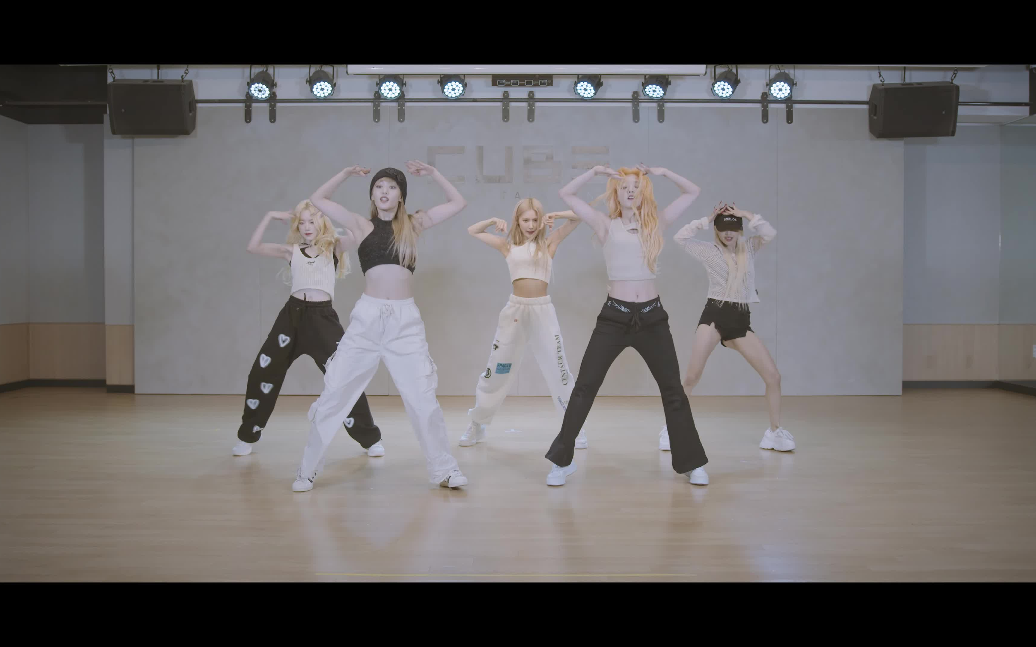 【4K练习室】(G)I-DLE - 'Nxde' 4K舞蹈练习室 (Choreography Practice ...