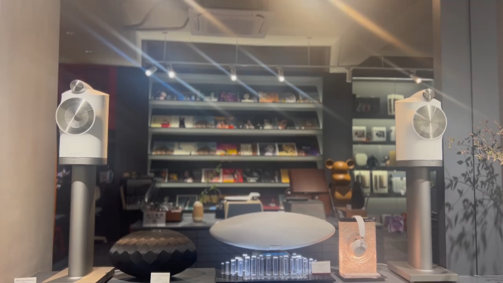 ...Duo不是无源音箱。虽说原理上看,内置放大模块,可以看做有源音箱,...