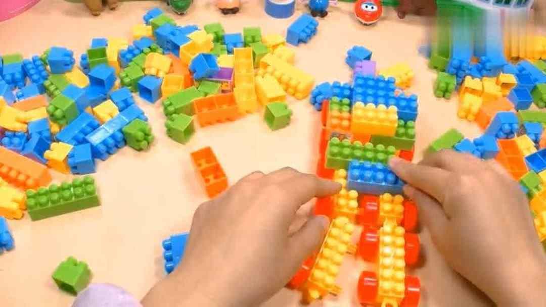 乐高积木视频玩具积木拼装一辆积木小