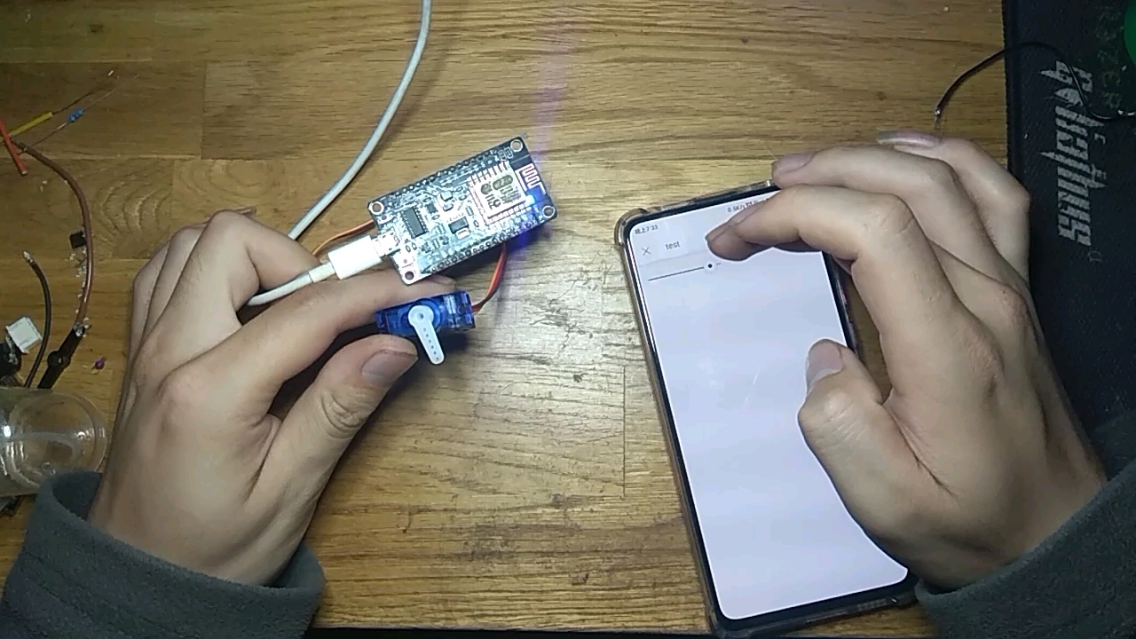 esp➕舵机的组合=低成本远程控制器手机端4g网可无视距离限制遥控...