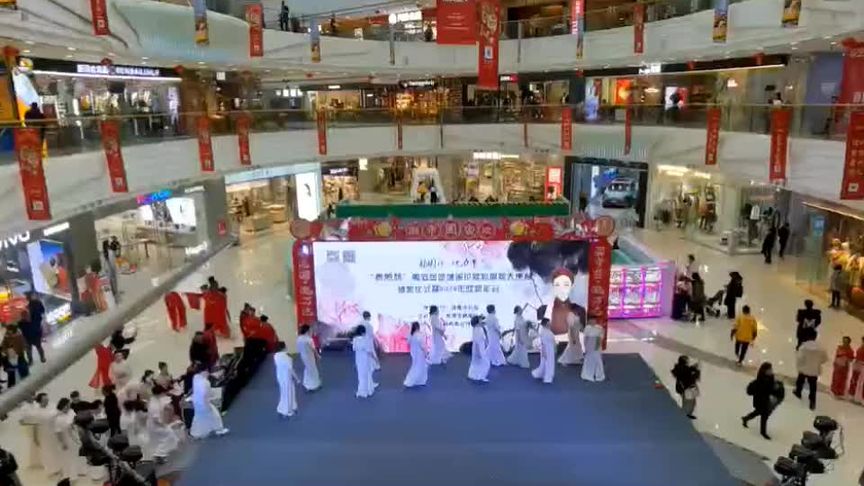 #走秀风采 #演出现场视频 #每一个舞蹈生都有一个难忘的瞬间!