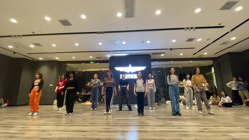 #舞蹈课堂随拍 #健身运动 #爱舞蹈爱生活