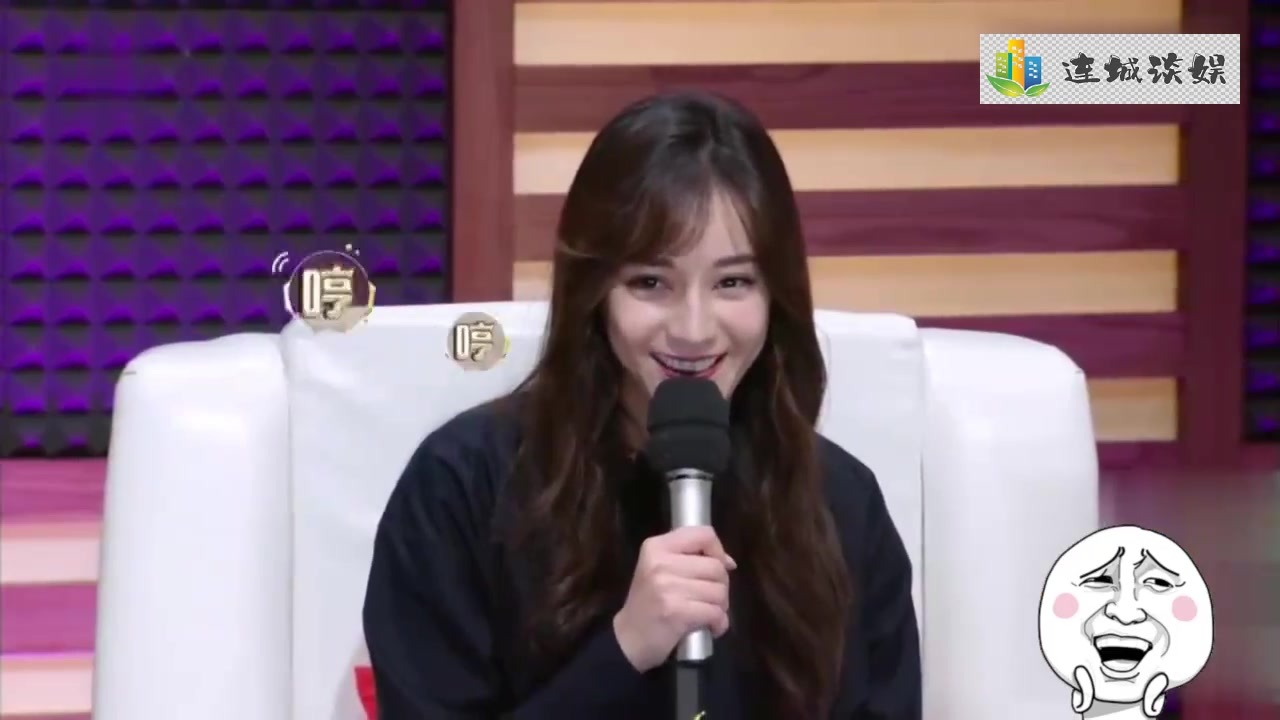 迪丽热巴语言能力有多强?模仿巫婆说话胜过刘敏涛,天赋太强