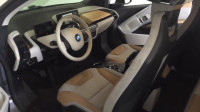 车贩子:检测鉴定二手车宝马i3纯电动车