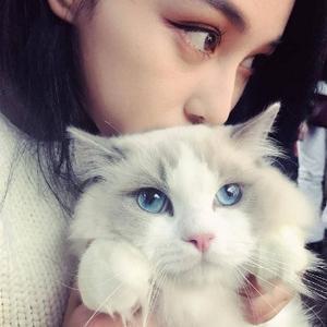 妞妞害怕极限运动 
