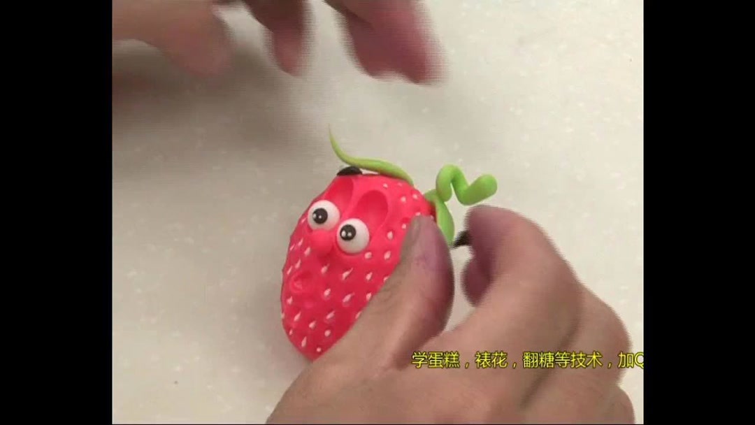 蛋糕裱花制作视频 怎样用微波炉做蛋糕