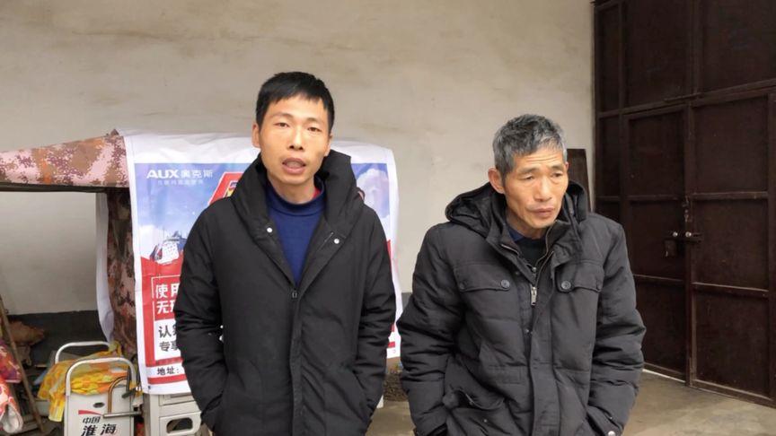 电工是勤杂工万能工,爷俩电工为你揭秘电工一月多少钱,你呢