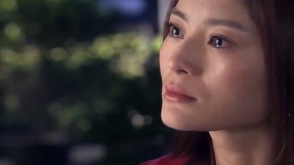 生活就是这样充满戏剧性,只需一瞬间,叶静宜的爱情、友情