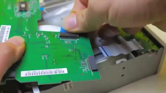 实拍,电脑光驱拆卸全过程,就是没想到这么简单,涨见识了