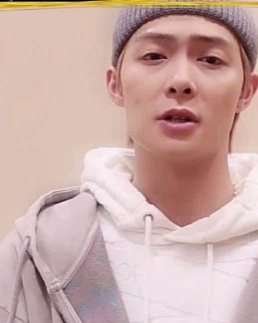 武汉的日夜,是中国人共同的记忆,平凡的你我,皆是这场故事的主角。@...