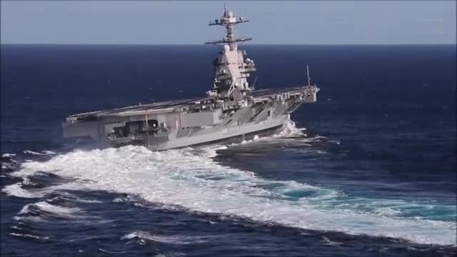 拥有28万匹马力的福特号航母测试海上急转