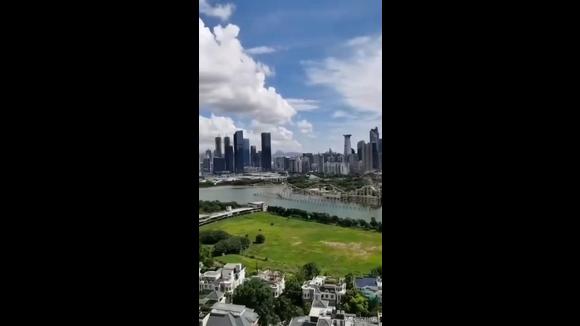 深圳顶级豪宅 湖景顶楼复式房